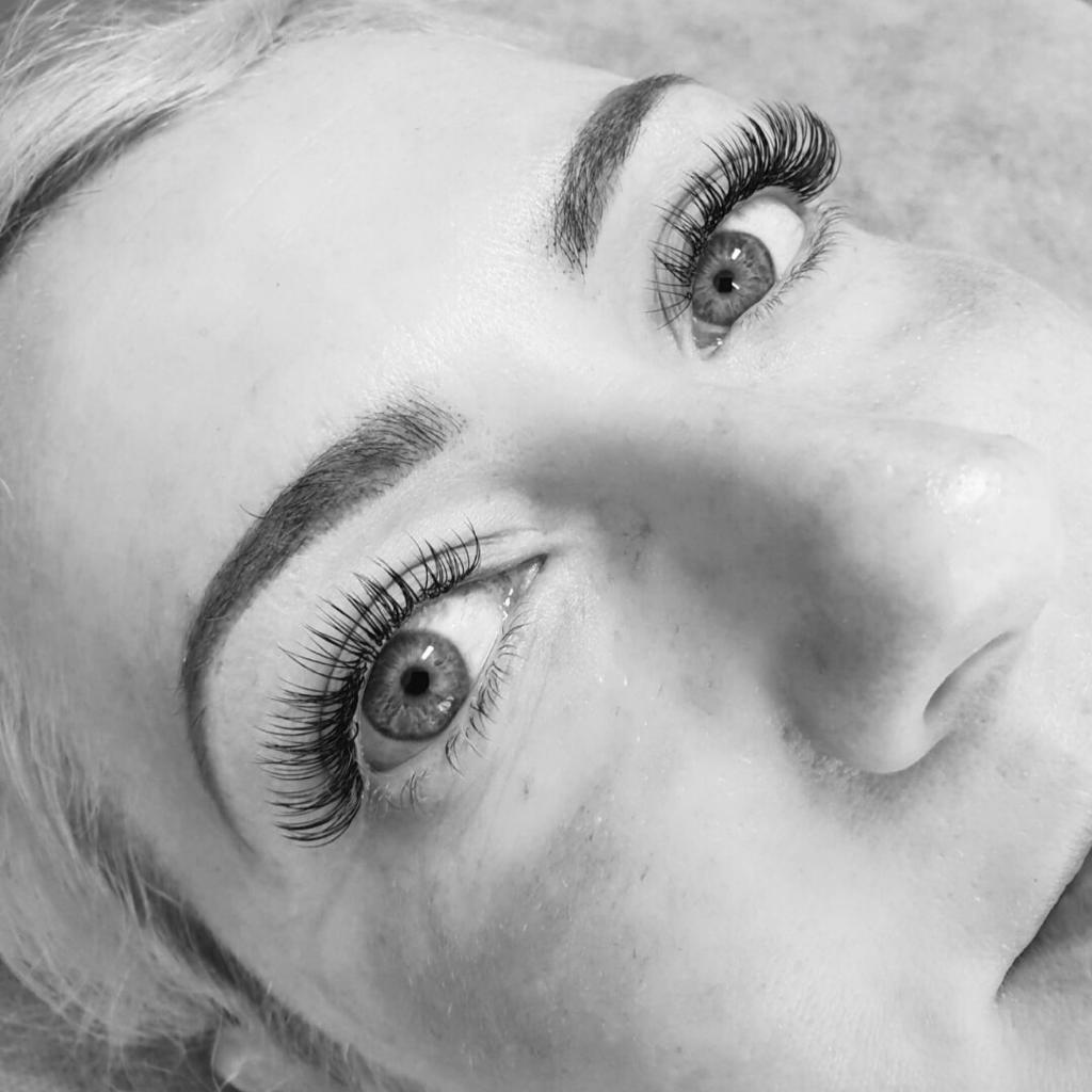 Classic Lashes - Whip-Lash