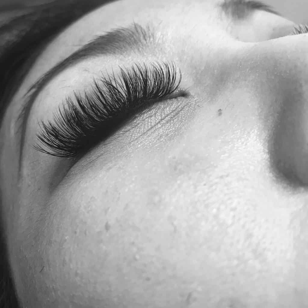 Hybrid Lashes - Whip-Lash